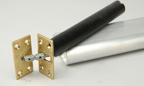 PERKO R1 & R2 FERME-PORTES ENCASTRÉS | Saint-Gobain SEVAX